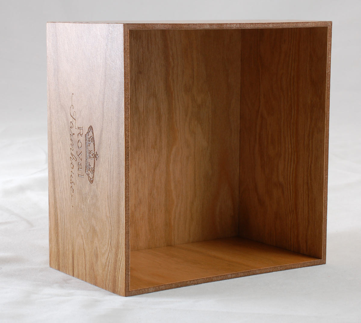 WDI Company Displays & Fixtures - Custom Wood Product Displays and Fixtures